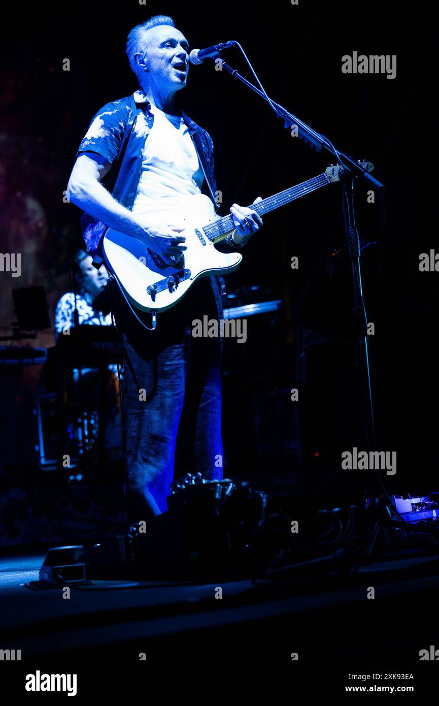 Nick Mason performs last 19th July in Vicenza , piazza dei Signori ...