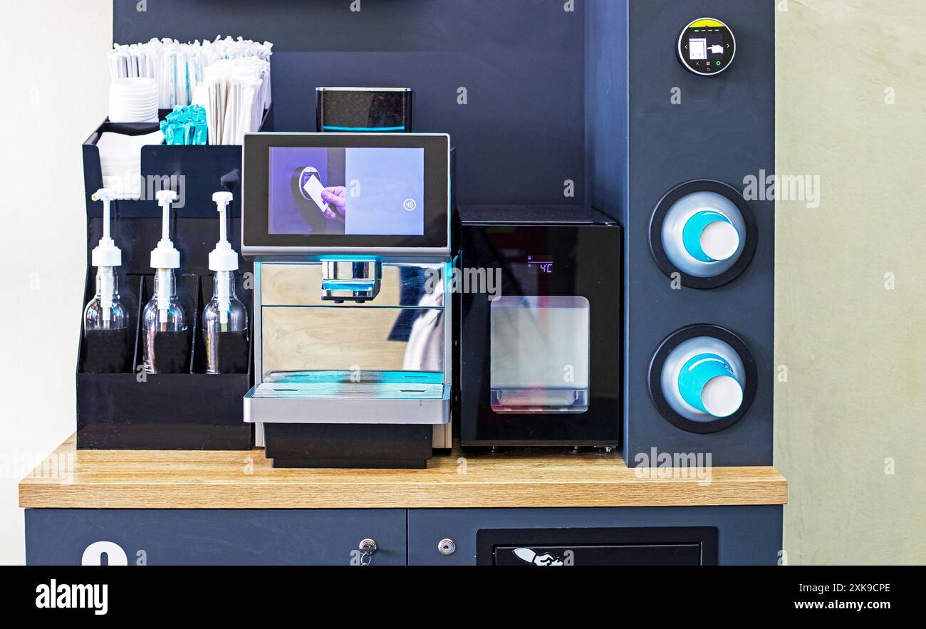 Tea making cafe machine hi-res stock photography and images - Alamy