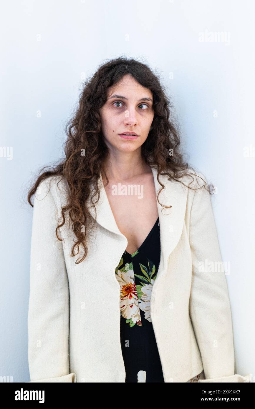 Visuallyimpairedartist hi-res stock photography and images - Alamy