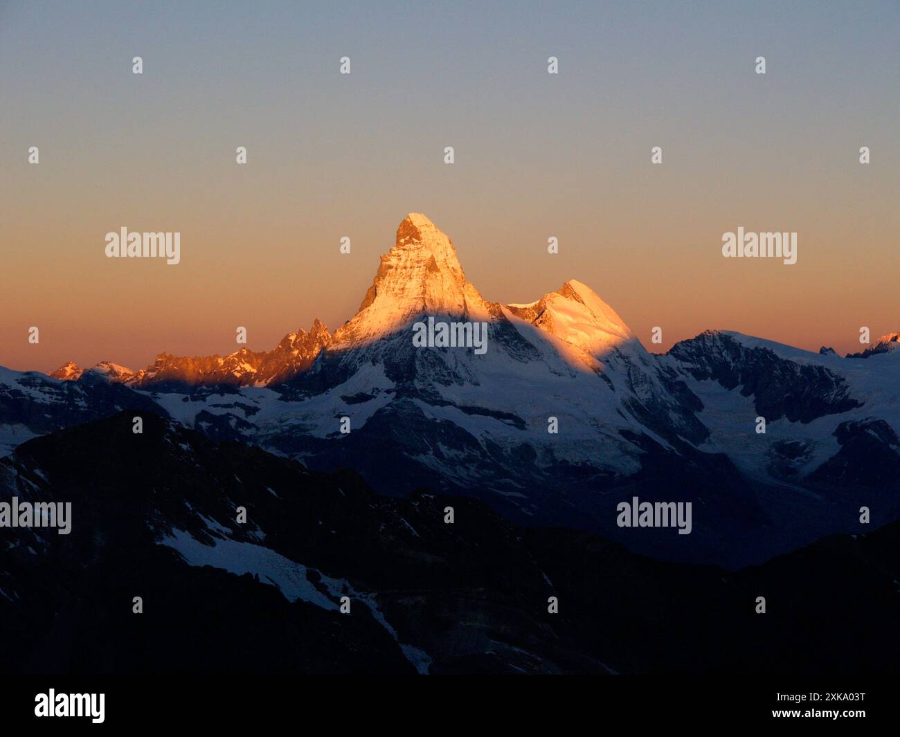 Alpenglow on peak in hi-res stock photography and images - Alamy