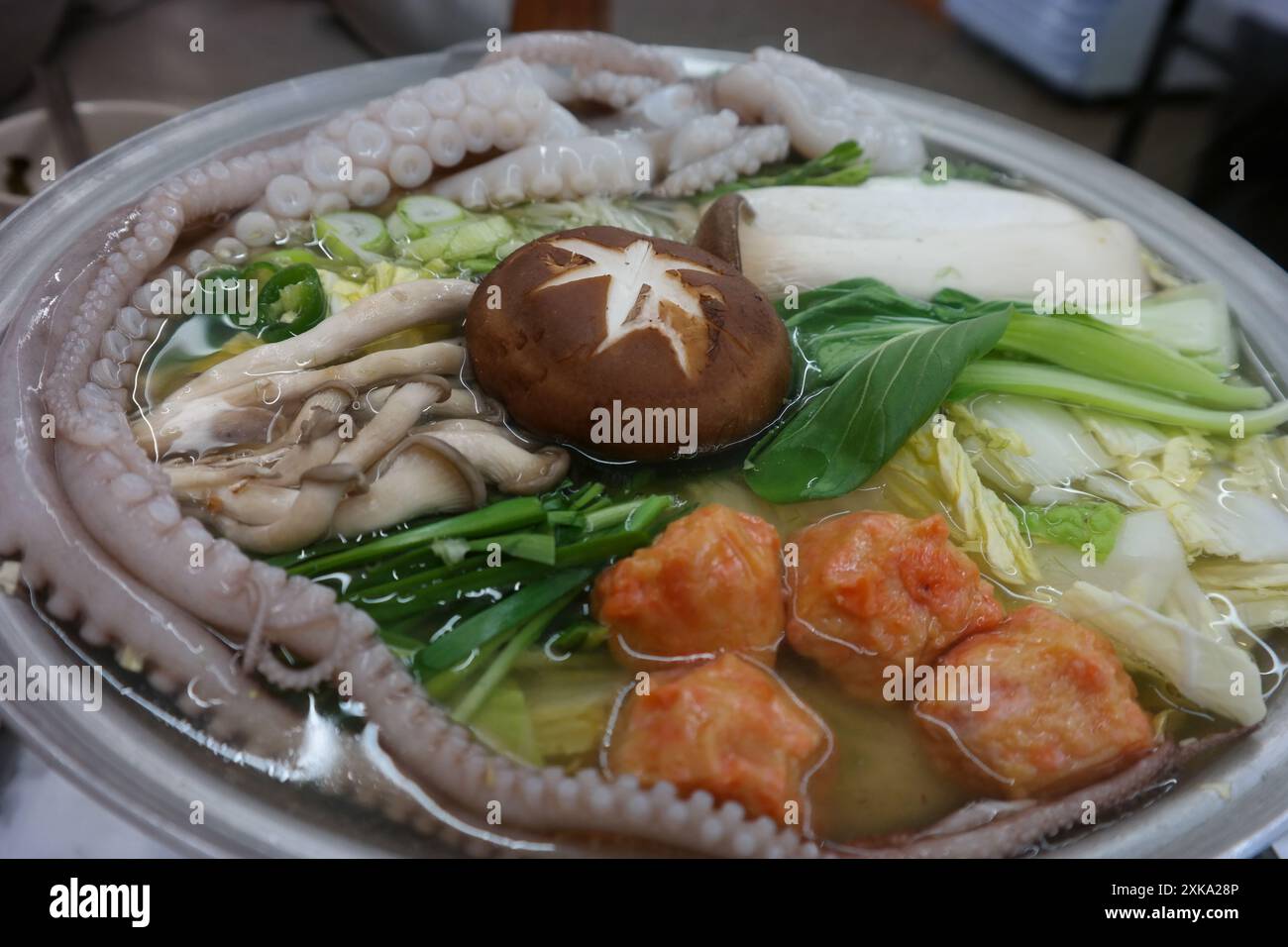 Octopus pot hi-res stock photography and images - Alamy