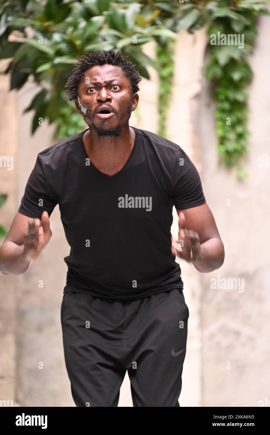 Festival d'Avignon IN 2024 "Trace...", a show by Michael Disanka and ...