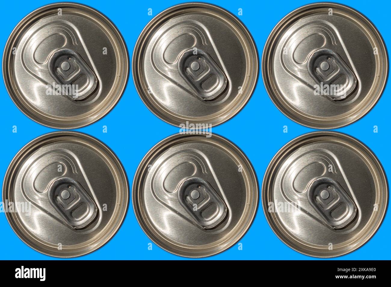 Soda can tops hi-res stock photography and images - Alamy
