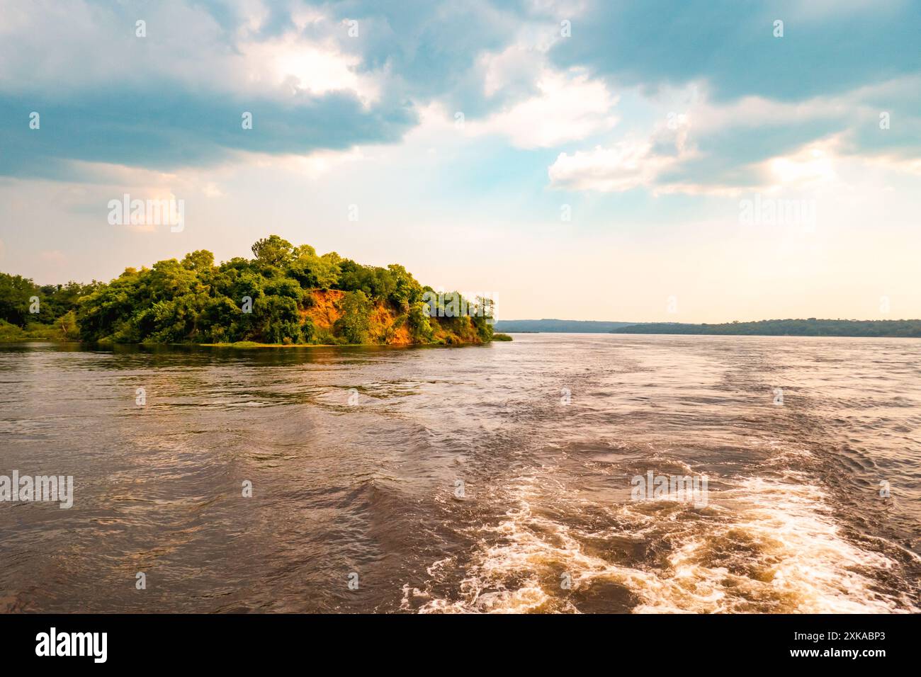 Scenic view of River Nile viewed from Murchison Falls National Park in ...