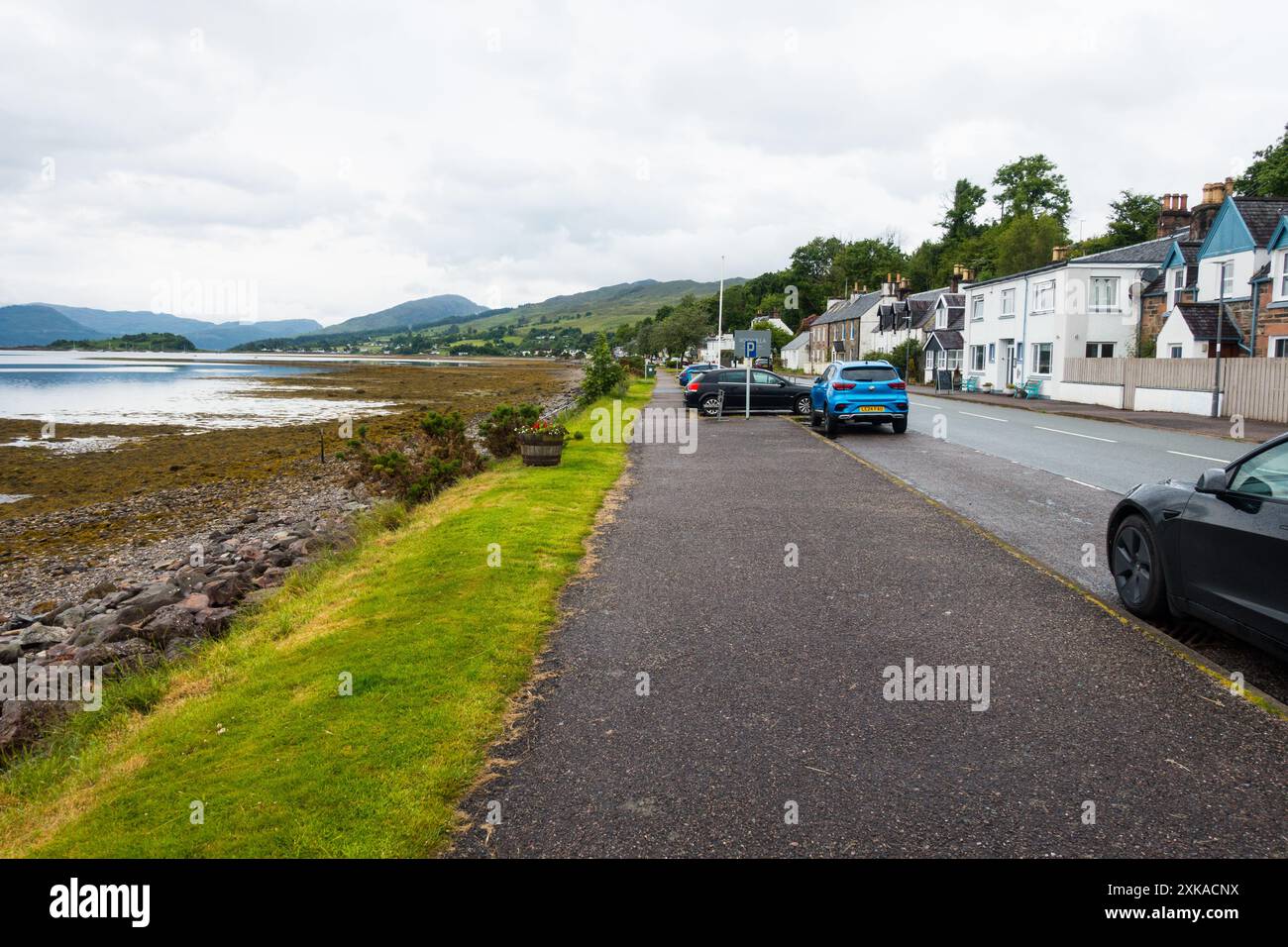 Lochcarron village hi-res stock photography and images - Alamy