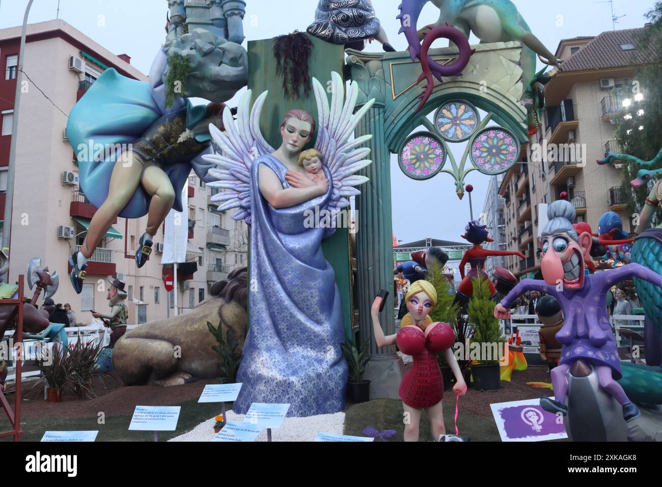 Fallas valencia 2024 hi-res stock photography and images - Alamy