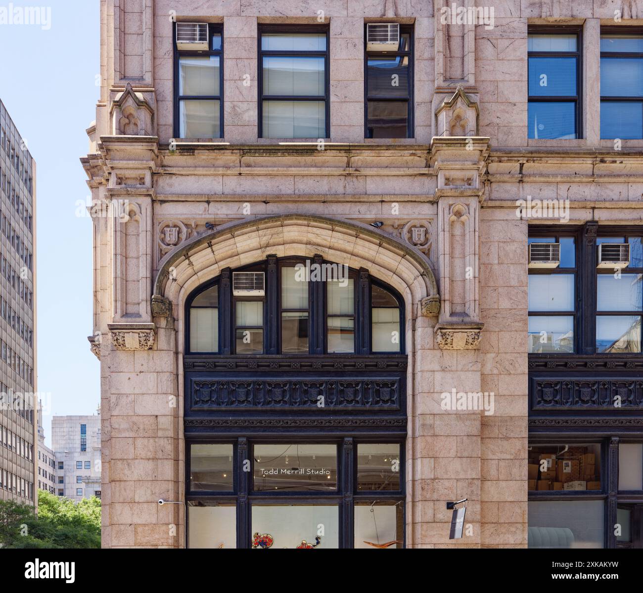 NYC Chinatown: 80 Lafayette Street, L-shaped commercial building ...