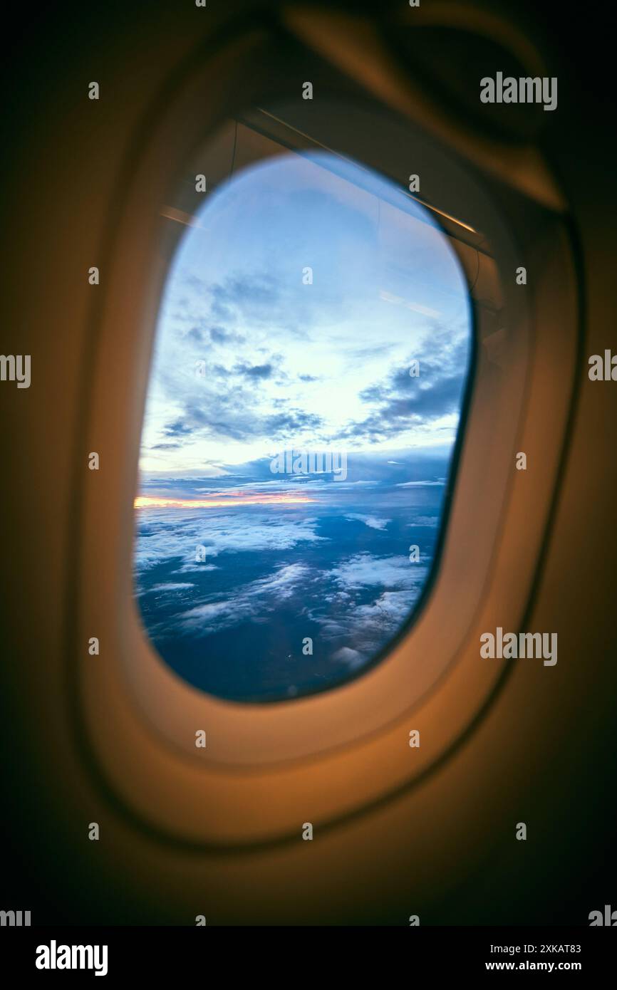 Airplane seat map hi-res stock photography and images - Alamy