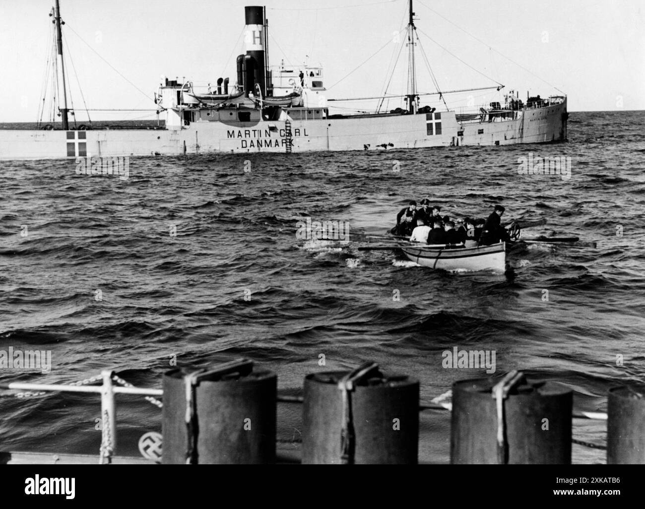 German sailors who inspected the Danish ship Martin Carl on Bannware ...