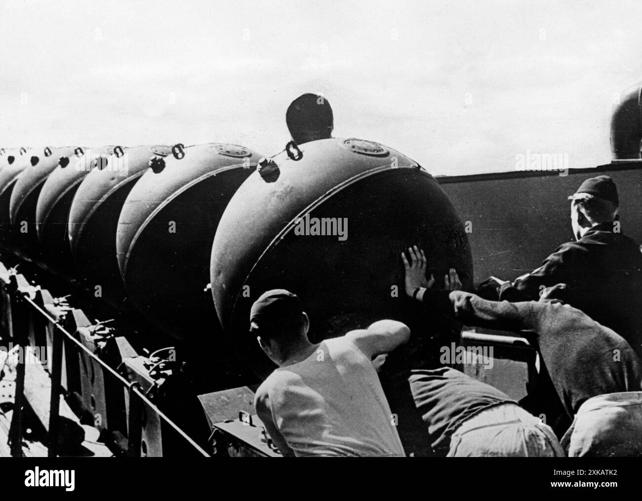 German minelayer in the Baltic Sea. Photo: Hirche [automated ...