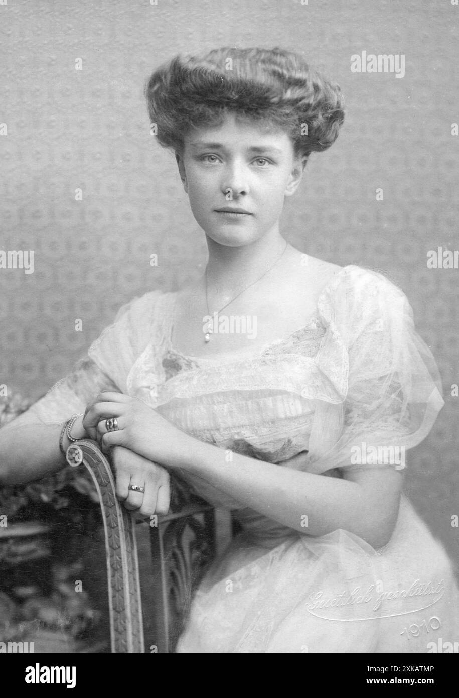 Agathe von Preueßn, born Princess Ratibor and Corvey and married to ...