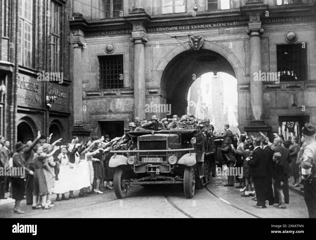 German population world war 2 hi-res stock photography and images - Alamy