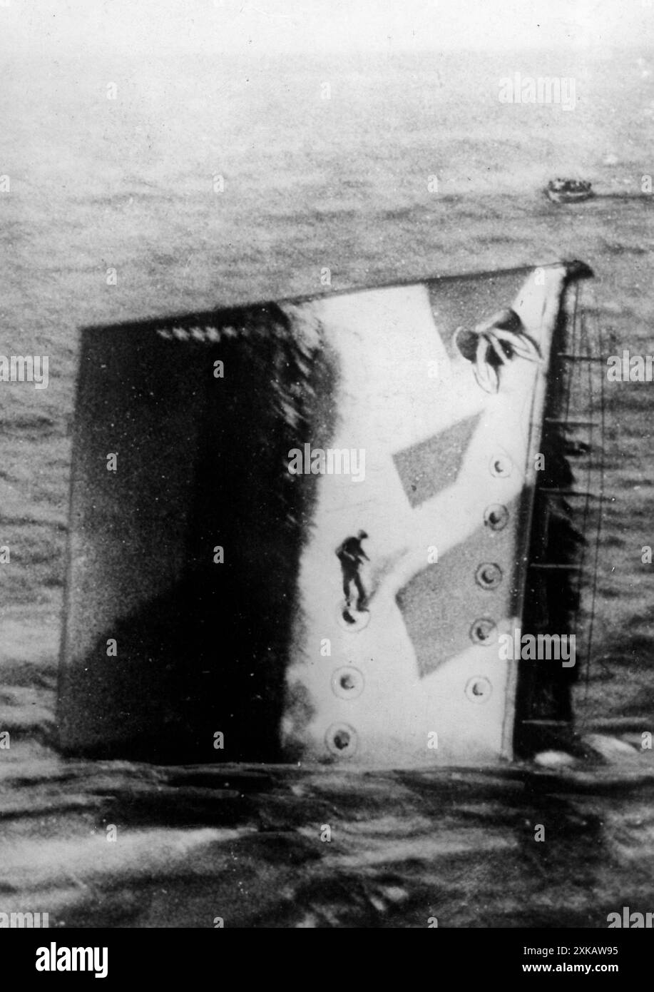 The British destroyer HMS Grenville sinks after running into a mine ...