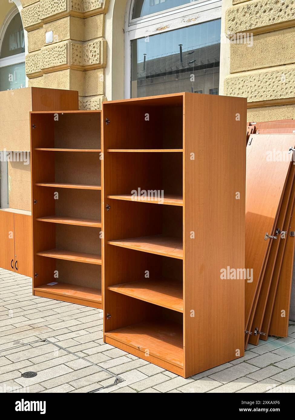 Street cabinet cabinets hi-res stock photography and images - Alamy