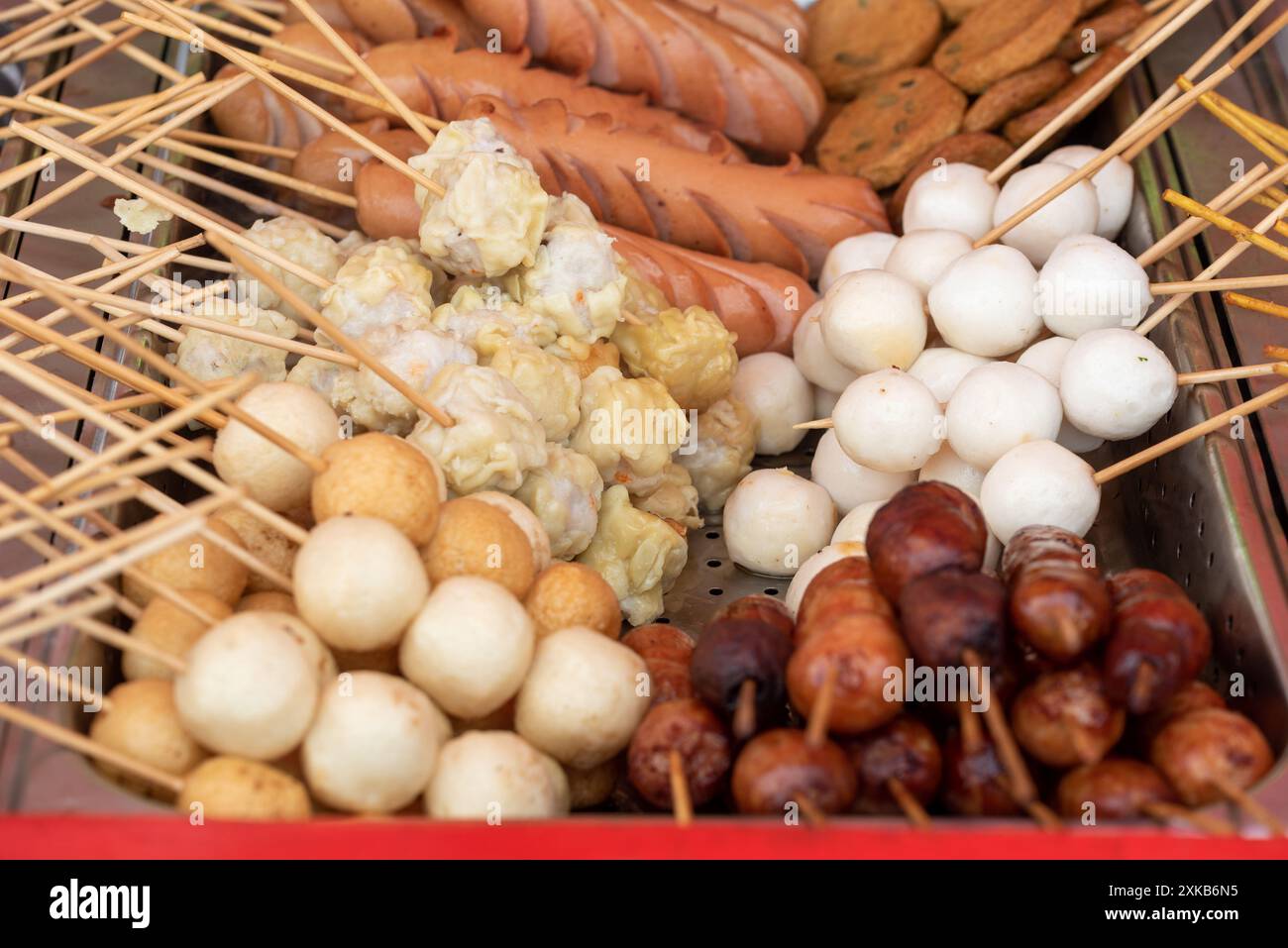 Asian meat balls hi-res stock photography and images - Alamy