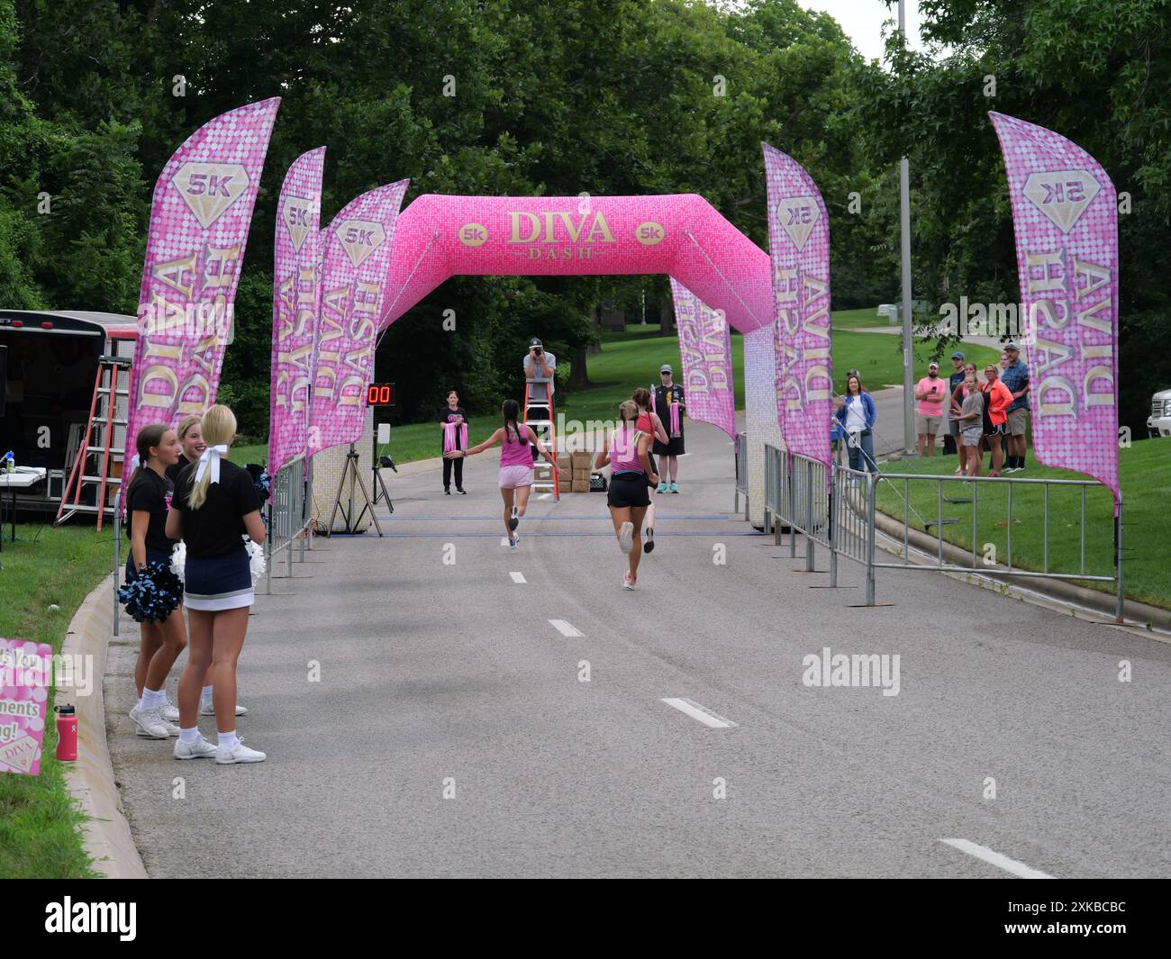 Overland Park, Kansas - July 21, 2024: Diva Dash 5k and 10k at ...
