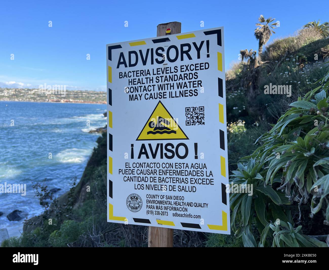USA. 01st Jan, 2024. Warning sign for high bacteria levels in ocean ...