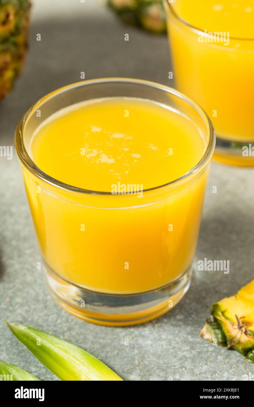 Refreshing Cold Pineapple Juice Ready to Drink Stock Photo - Alamy