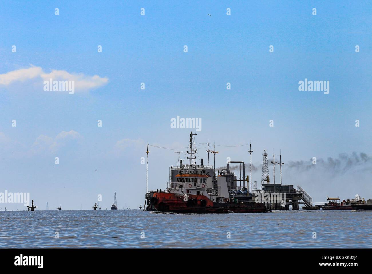 Lagunillas, Zulia,Venezuela. 05-24-2018.Daily life near Lake Maracaibo ...