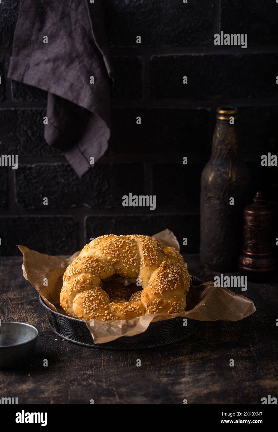 Traditional Turkish bagel simit with sesame Stock Photo - Alamy