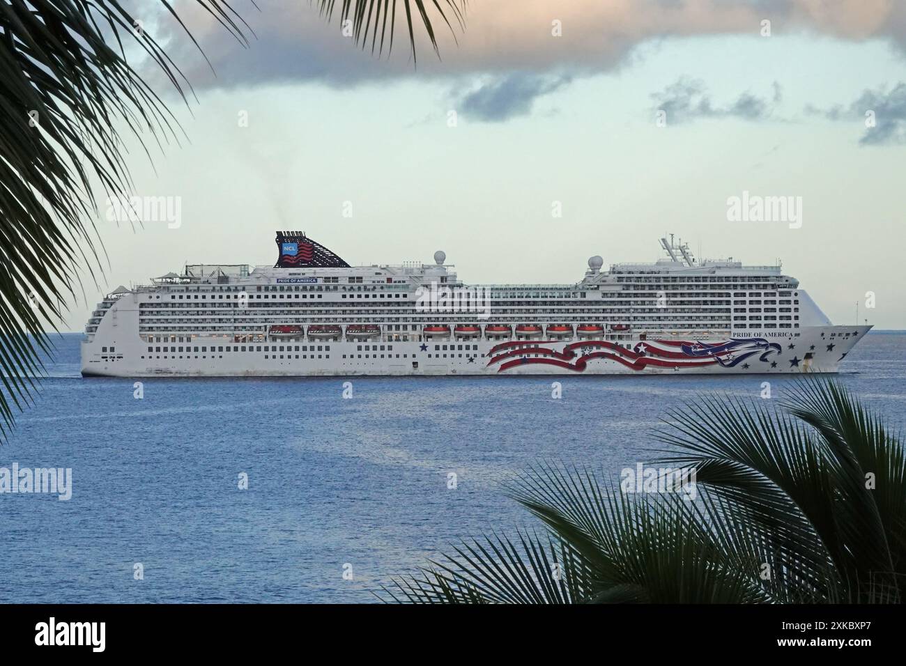 Norwegian cruise lines pride of america hi-res stock photography and ...