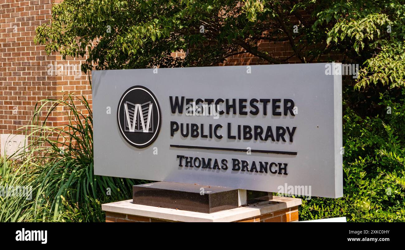 Public library sign hi-res stock photography and images - Alamy