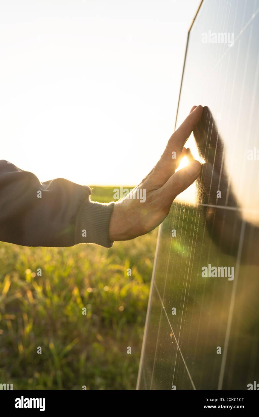 Sunlight panel hi-res stock photography and images - Alamy