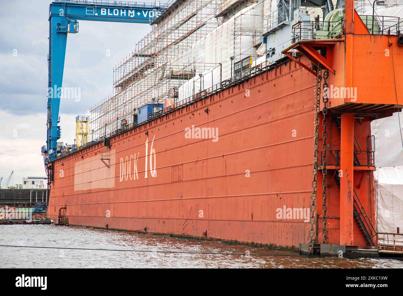 Dock shipyard floating dock shipyard hi-res stock photography and ...