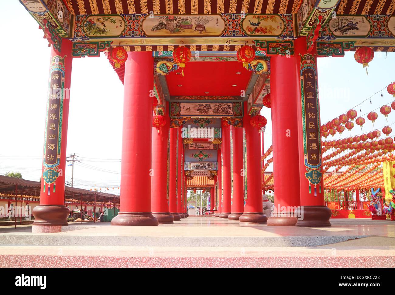 Colorful Front Corridor of Sian Lo Tai Tian Kong Chinese Buddhist ...