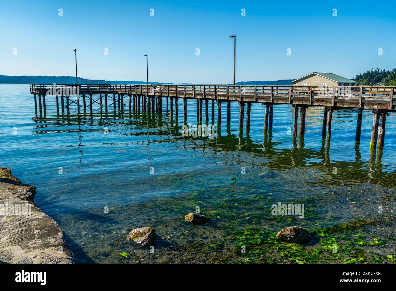 A view of a pier at Redondo Beach, Washington Stock Photo - Alamy