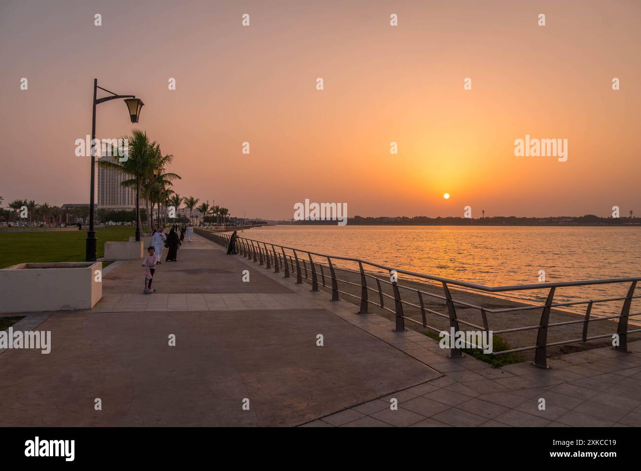 The beautiful sunset at Al Hamra Corniche at Jeddah waterfront in the ...