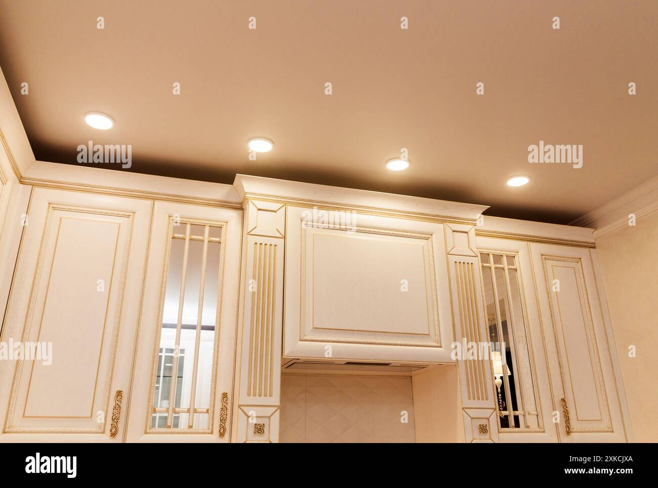 Recessed lights in ceiling hi-res stock photography and images - Alamy