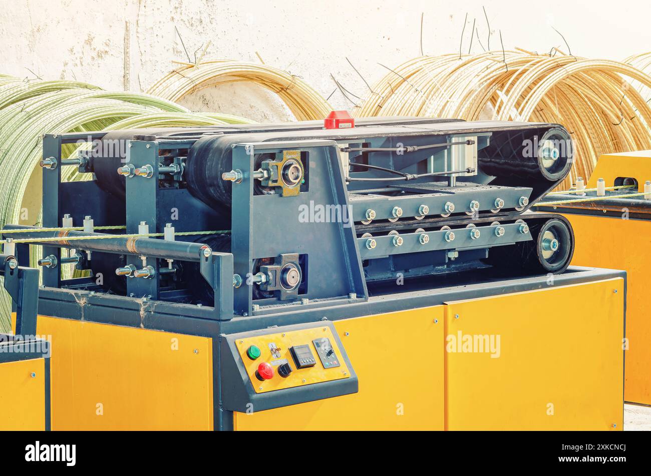 Equipment for production of plastic wires for construction. Machine ...