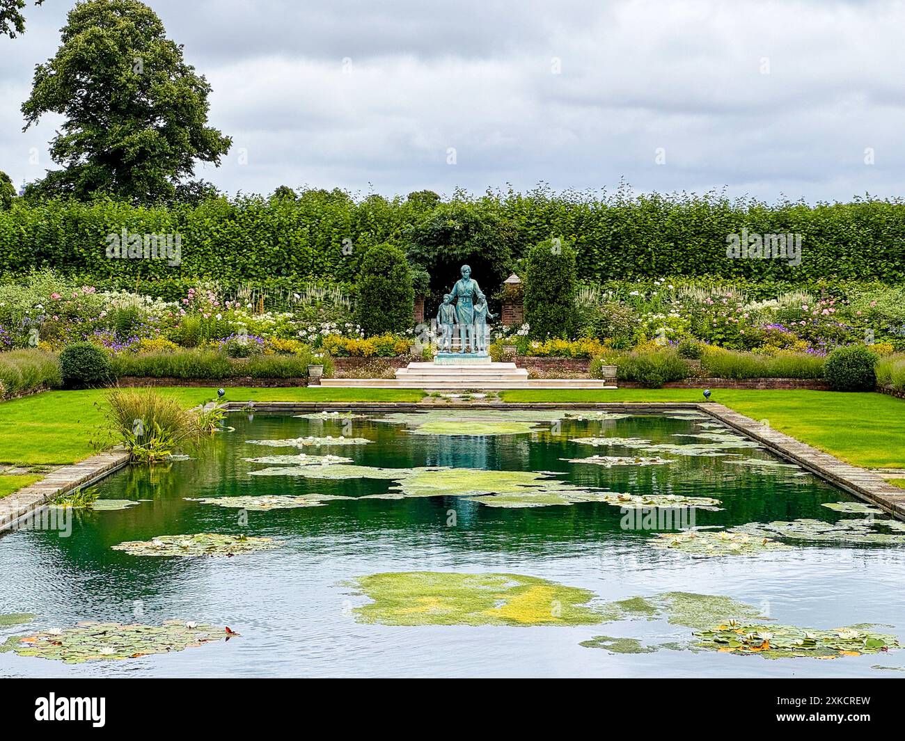 London, UK. 22nd July, 2024. Statue of Diana, Princess of Wales at ...
