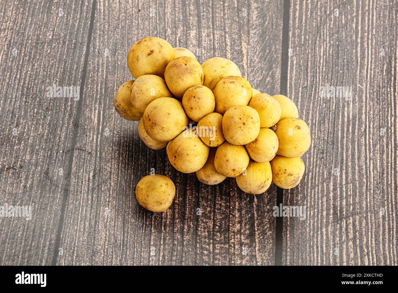 Tropical exotic sweet and juicy Longan fruit Stock Photo - Alamy