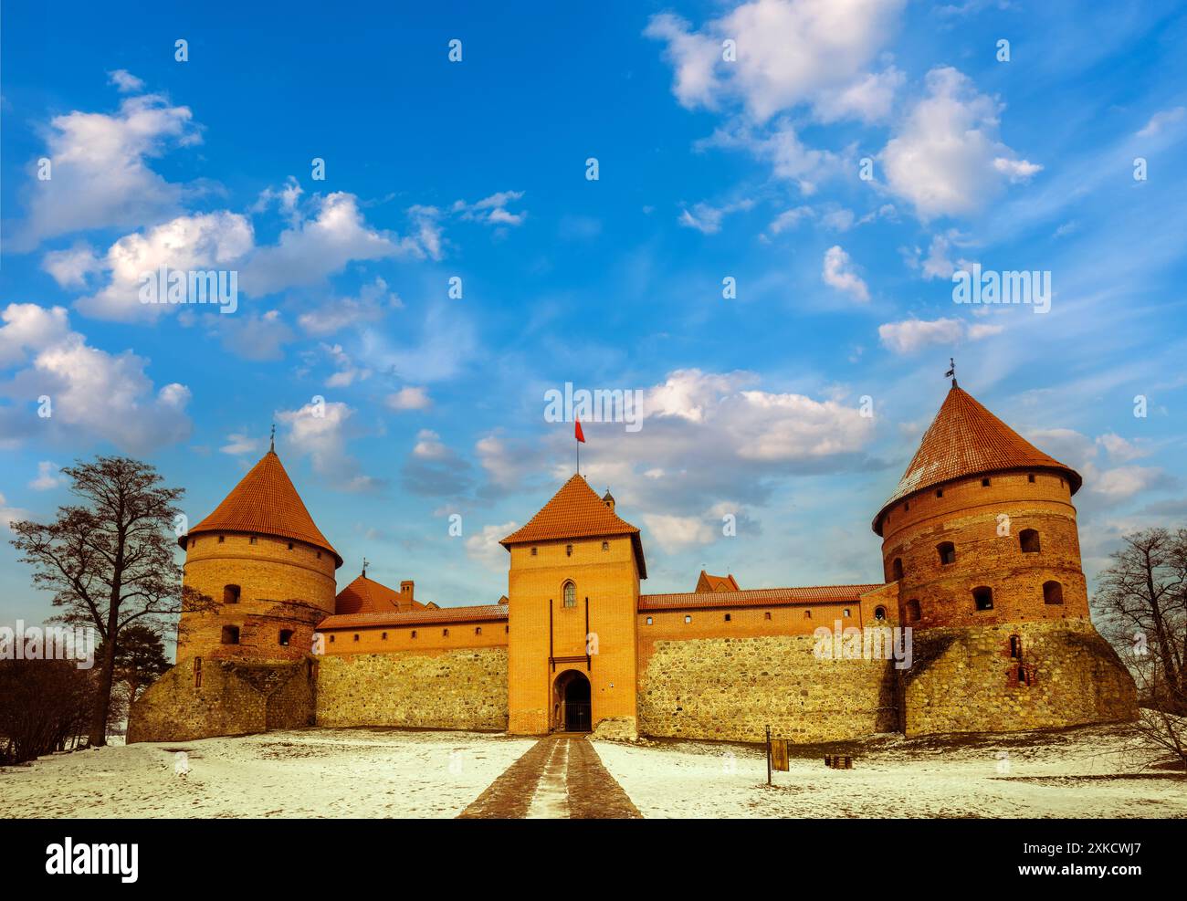 Trakai castle frozen lake galve hi-res stock photography and images - Alamy