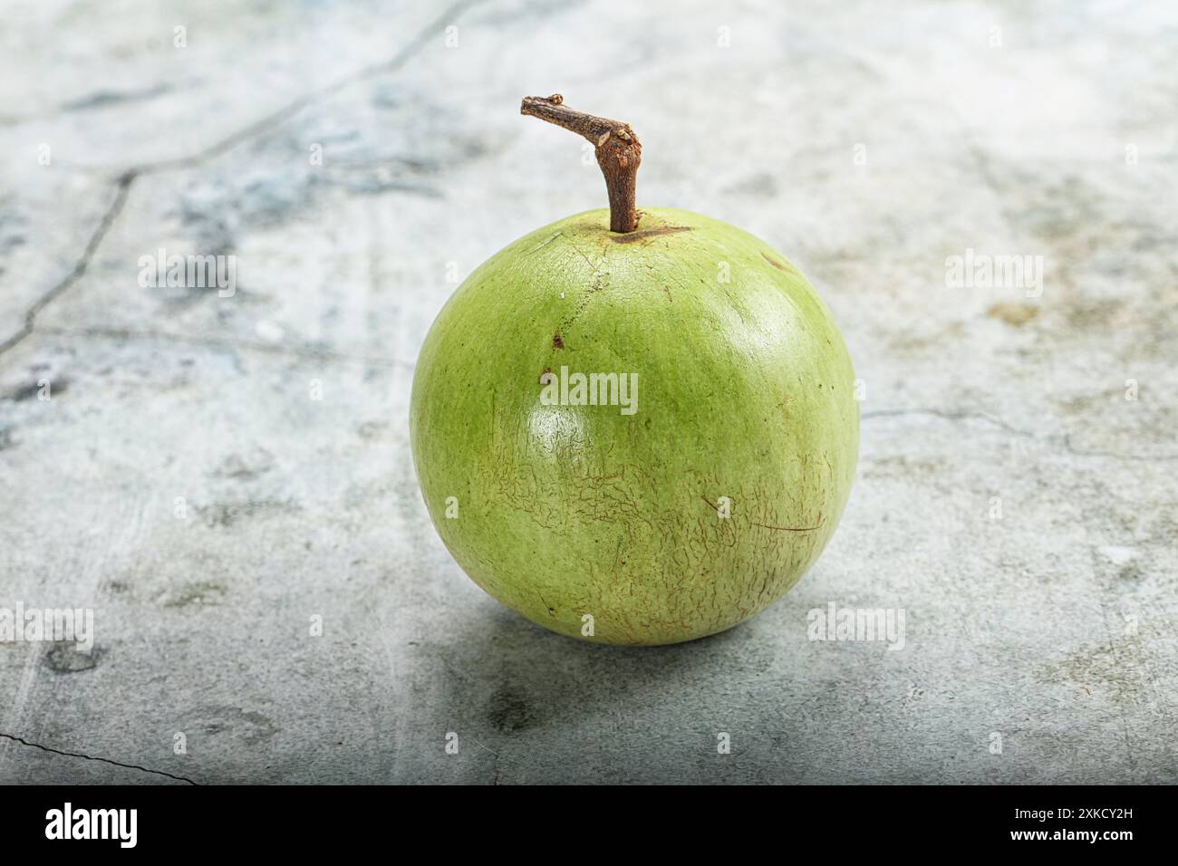Tropical sweet juicy fruit Sapote Star apple Stock Photo - Alamy