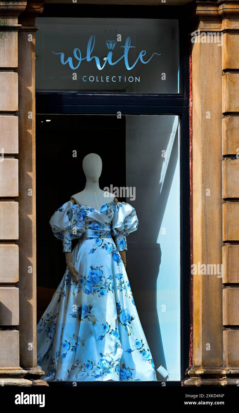 shop window Glasgow Stock Photo - Alamy