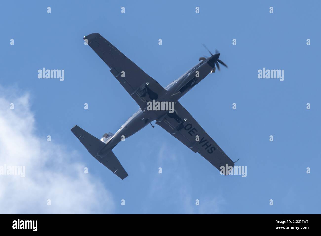 Diamond aircraft dart 750 hi-res stock photography and images - Alamy