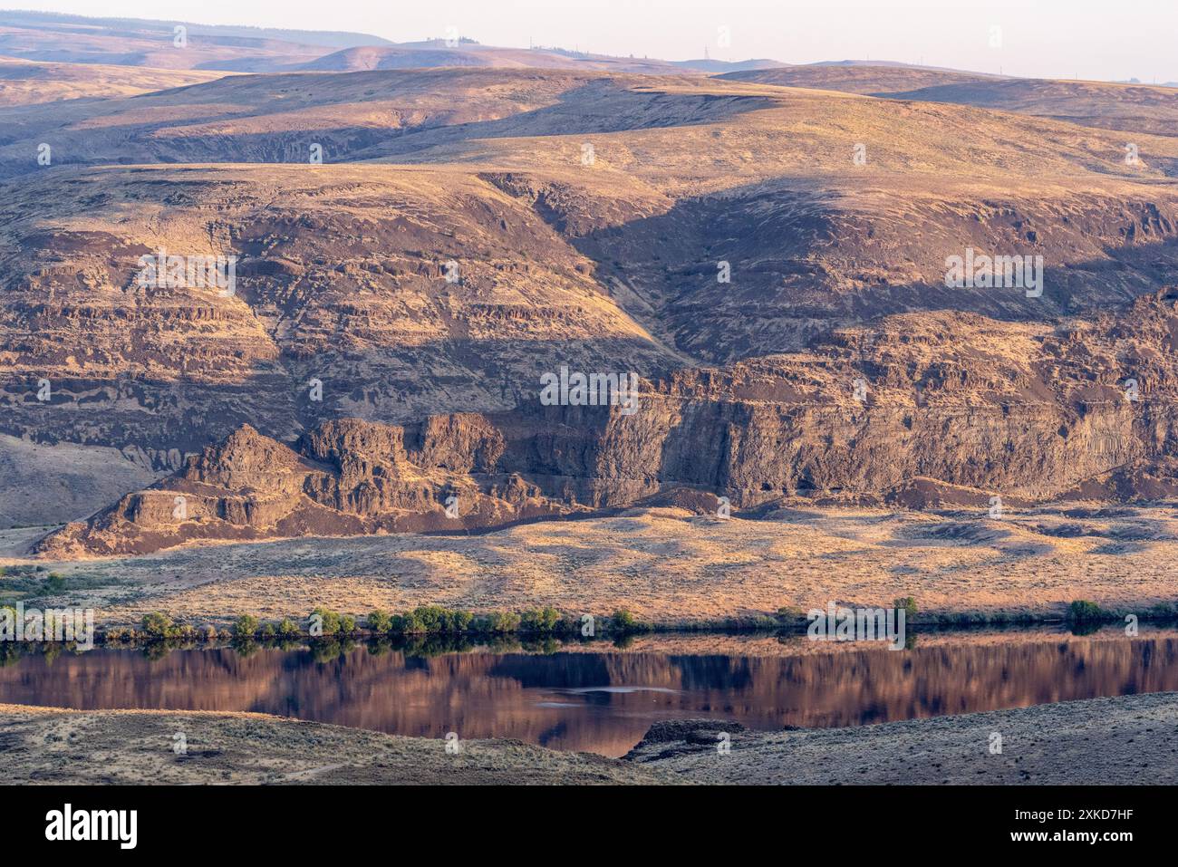 Columbia River in the Channeled Scablands near Quincy, Grant County ...