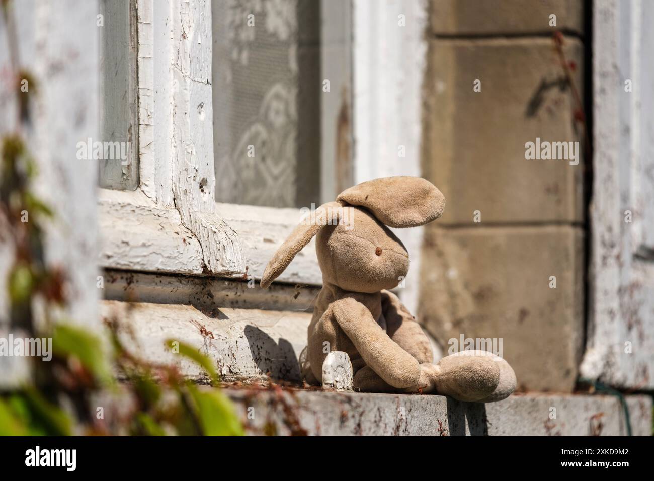 Peluche triste hi-res stock photography and images - Alamy