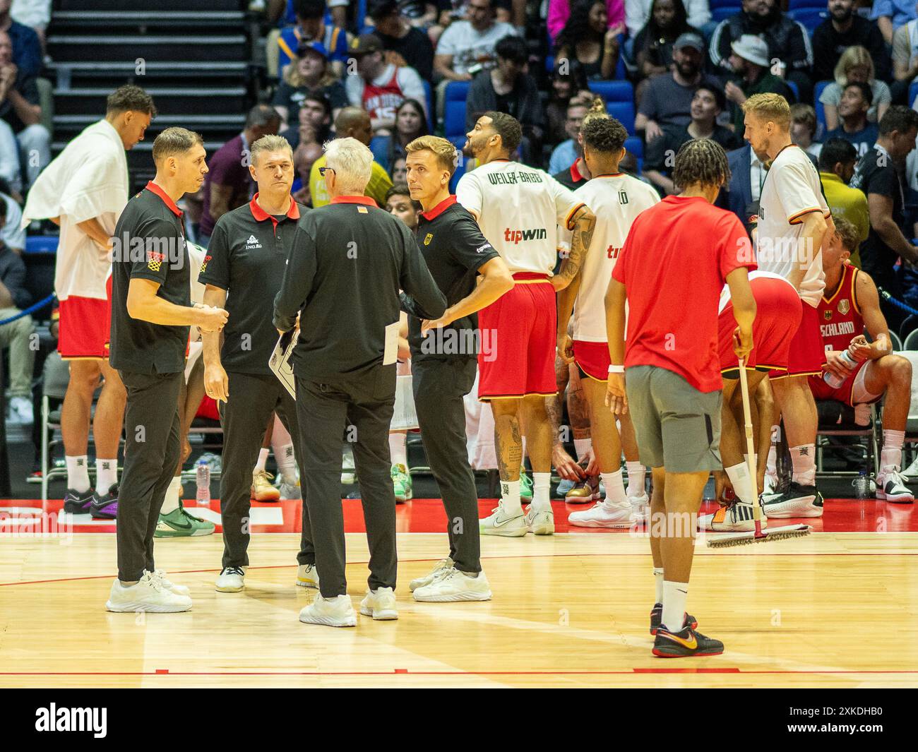 Gordon Herbert (Deutschland, Heach-Coach), GBR, USA vs. Germany ...
