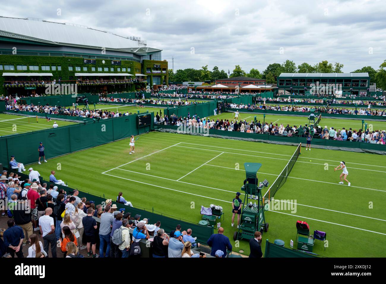 On grounds outside grand hi-res stock photography and images - Alamy