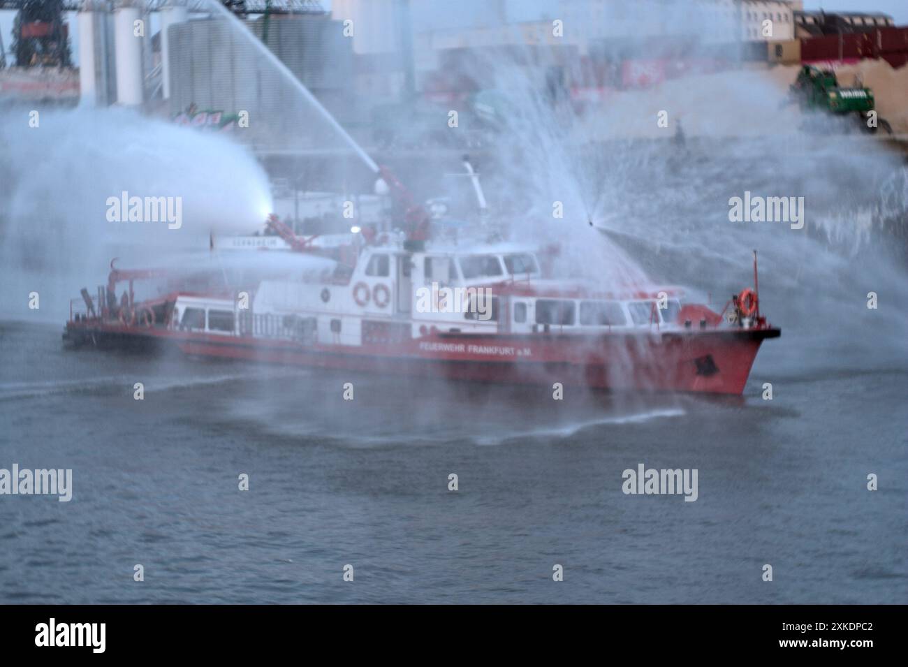 Fire brigade watercraft hi-res stock photography and images - Alamy