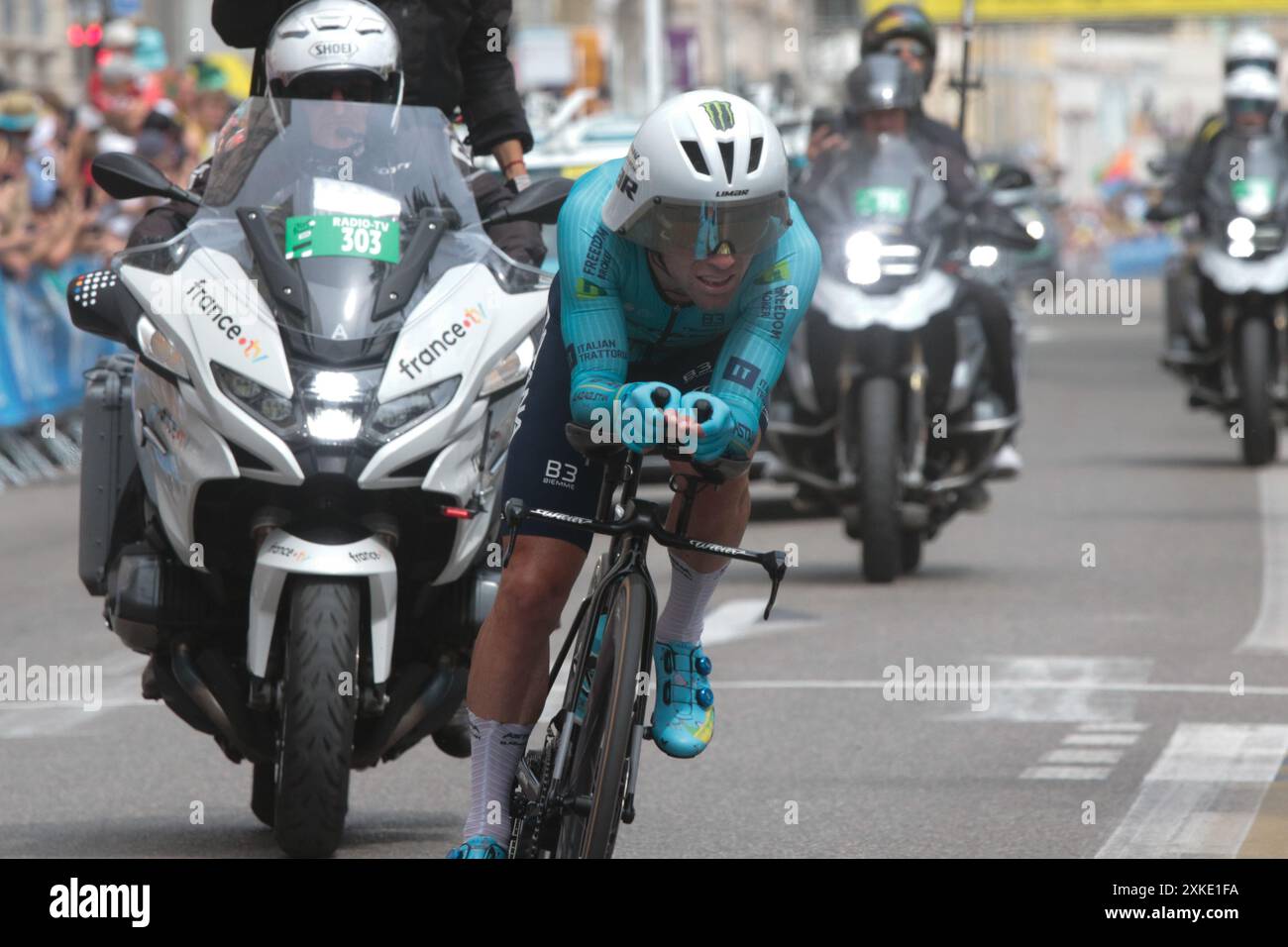 Mark Cavendish completes final Tour de France with Time Trial in Nice ...
