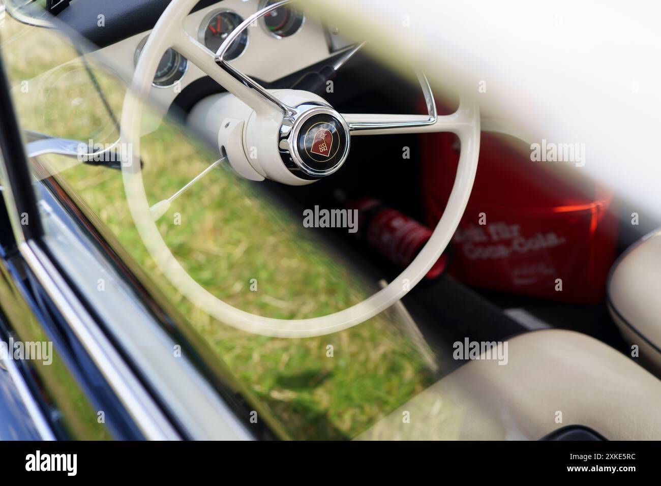 Vintage goliath hansa hi-res stock photography and images - Alamy