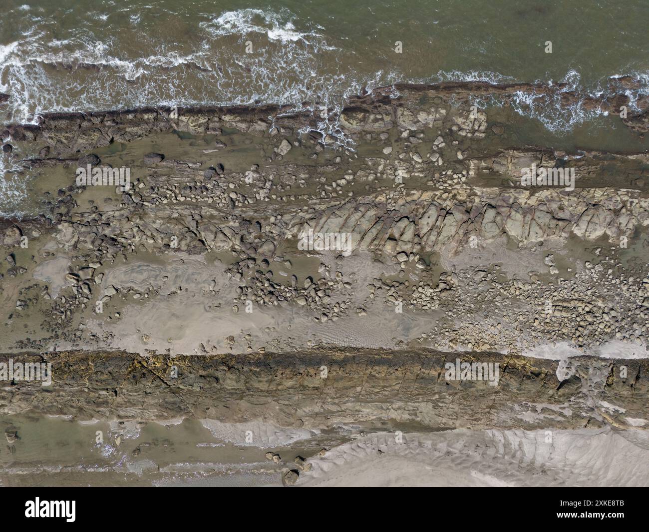 Top view seascape rocks hi-res stock photography and images - Alamy
