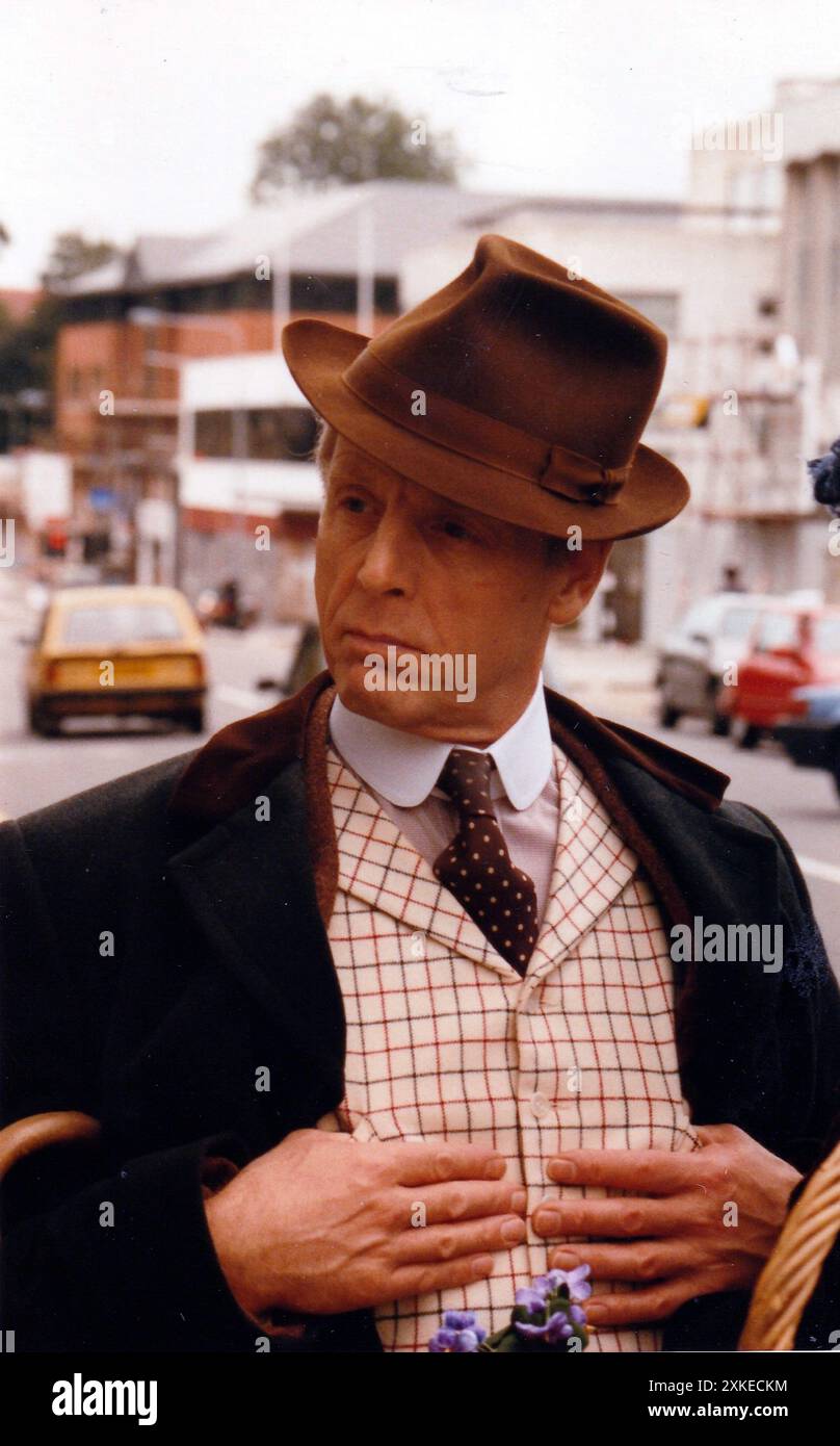 ACTOR EDWARD FOX, CHICHESTER, 1992 PIC MIKE WALKER, 1992 Stock Photo ...