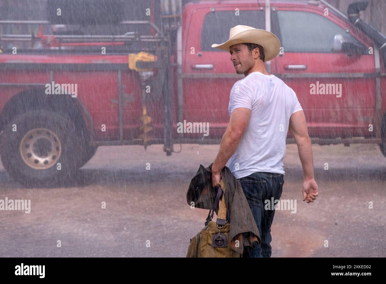 TWISTERS, Glen Powell, 2024. ph: Melinda Sue Gordon /© Universal ...