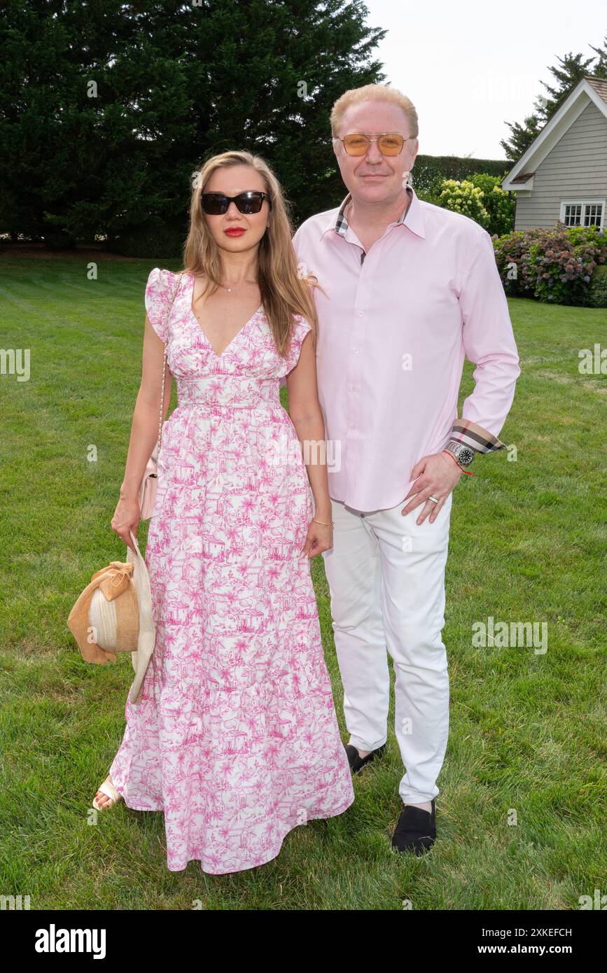 Mukhtarova hi-res stock photography and images - Alamy